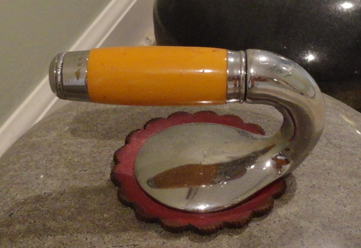 Curling in Detroit: The Color of Curling Stone Handles