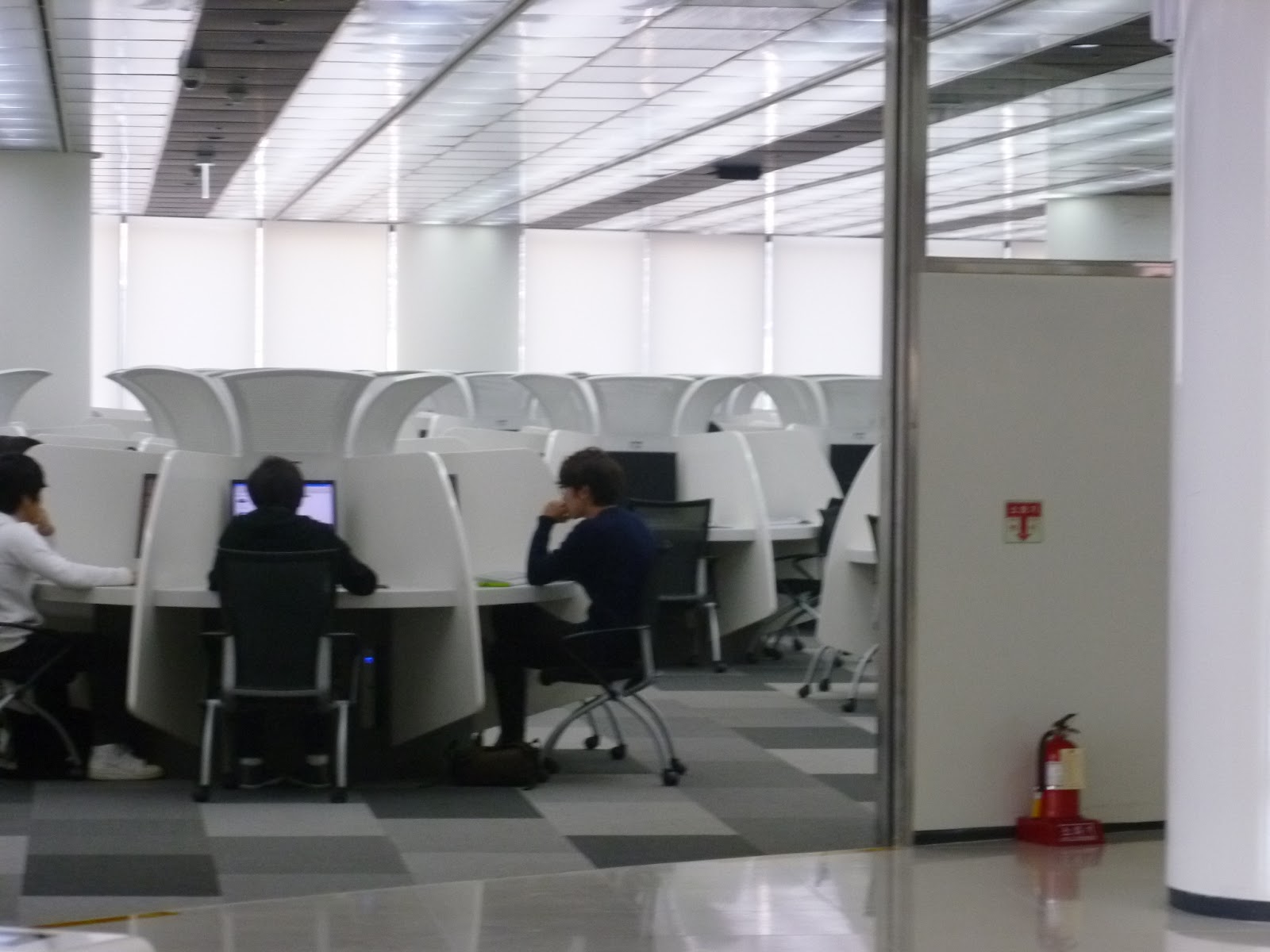 Exploring Learning Spaces and Libraries in Asia: Sungkyunkwan ...