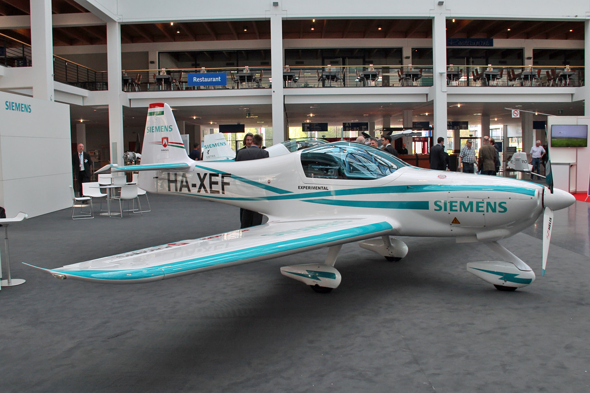 Eastwings: Magnus eFusion * Siemens * HA-XEF