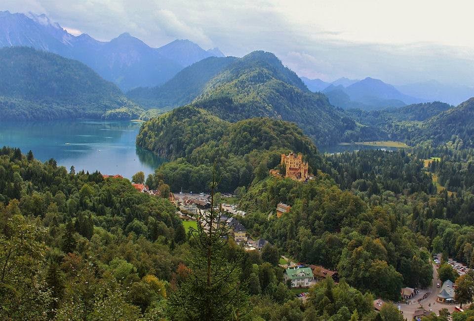 La excursion: NEUSCHWANSTEIN, EL CASTILLO DEL REY LOCO.