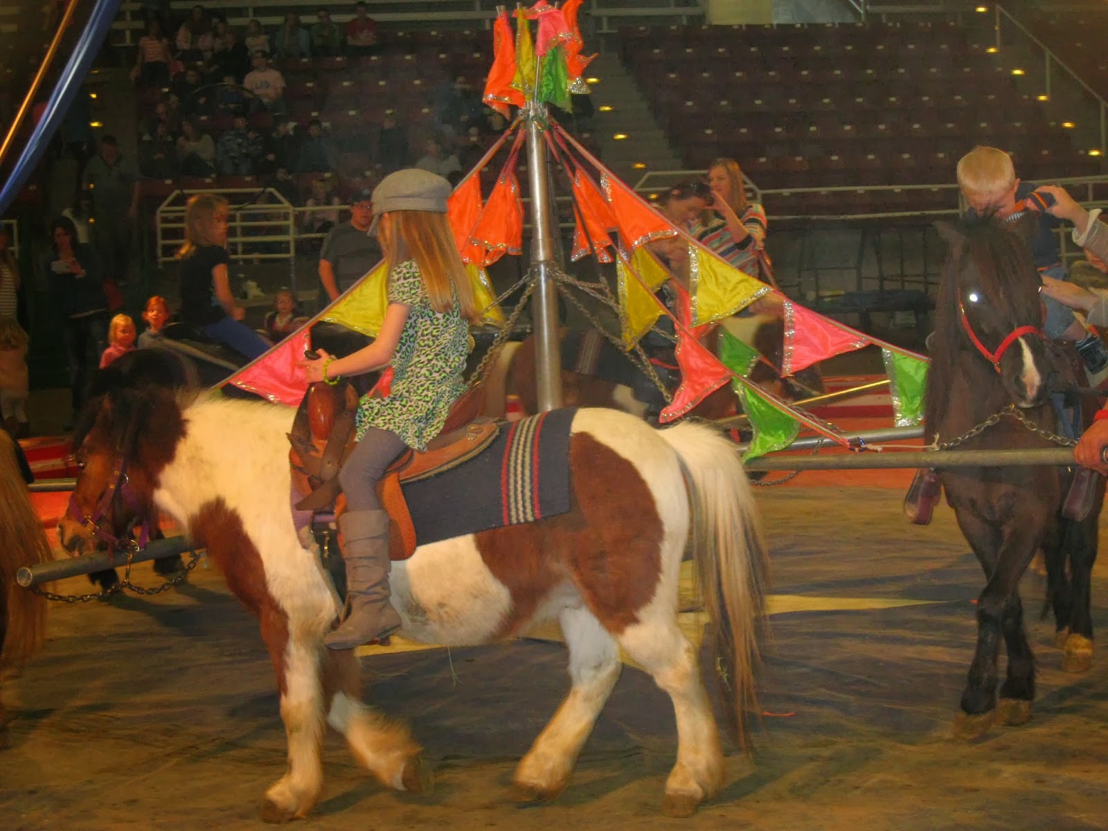 Bess Family Enlightments: Jordan World Circus