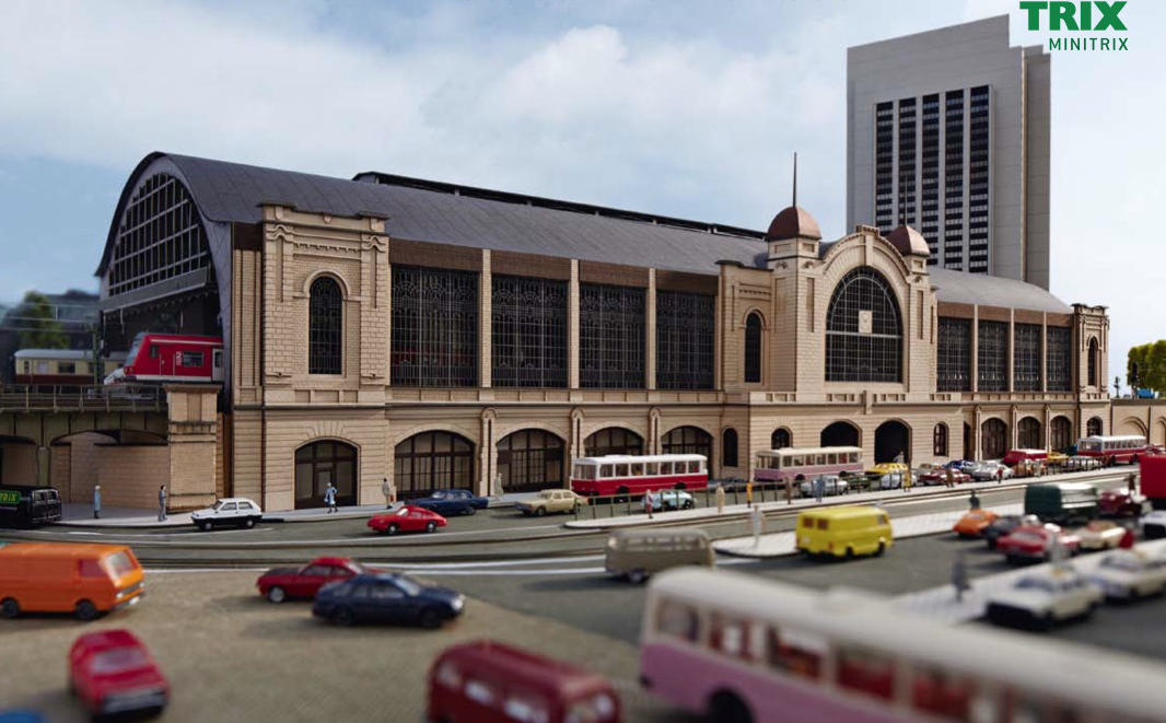 quinntopia - An N Scale blog: New Buildings from...Minitrix?