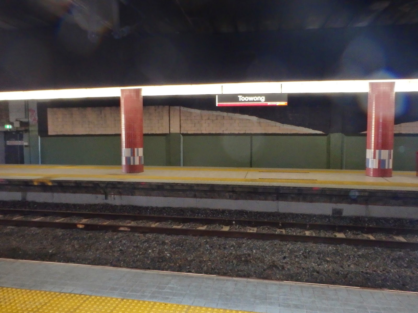 trainspotting: toowong