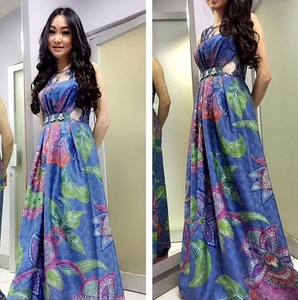 30+ Ide Terbaik Baju Batik Pesta Tahun 2023