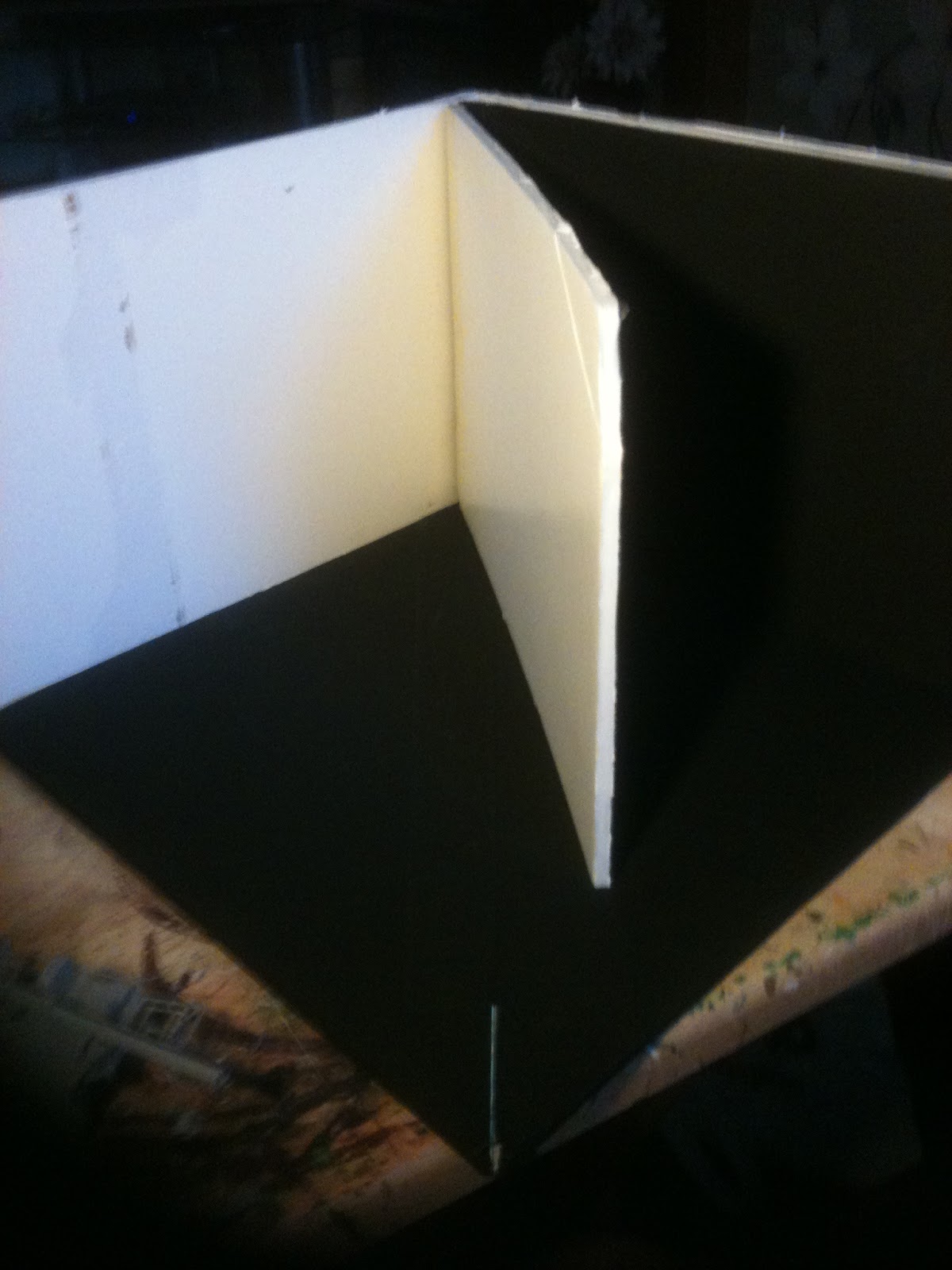 Scale Model Workbench: D.I.Y Photo Booth