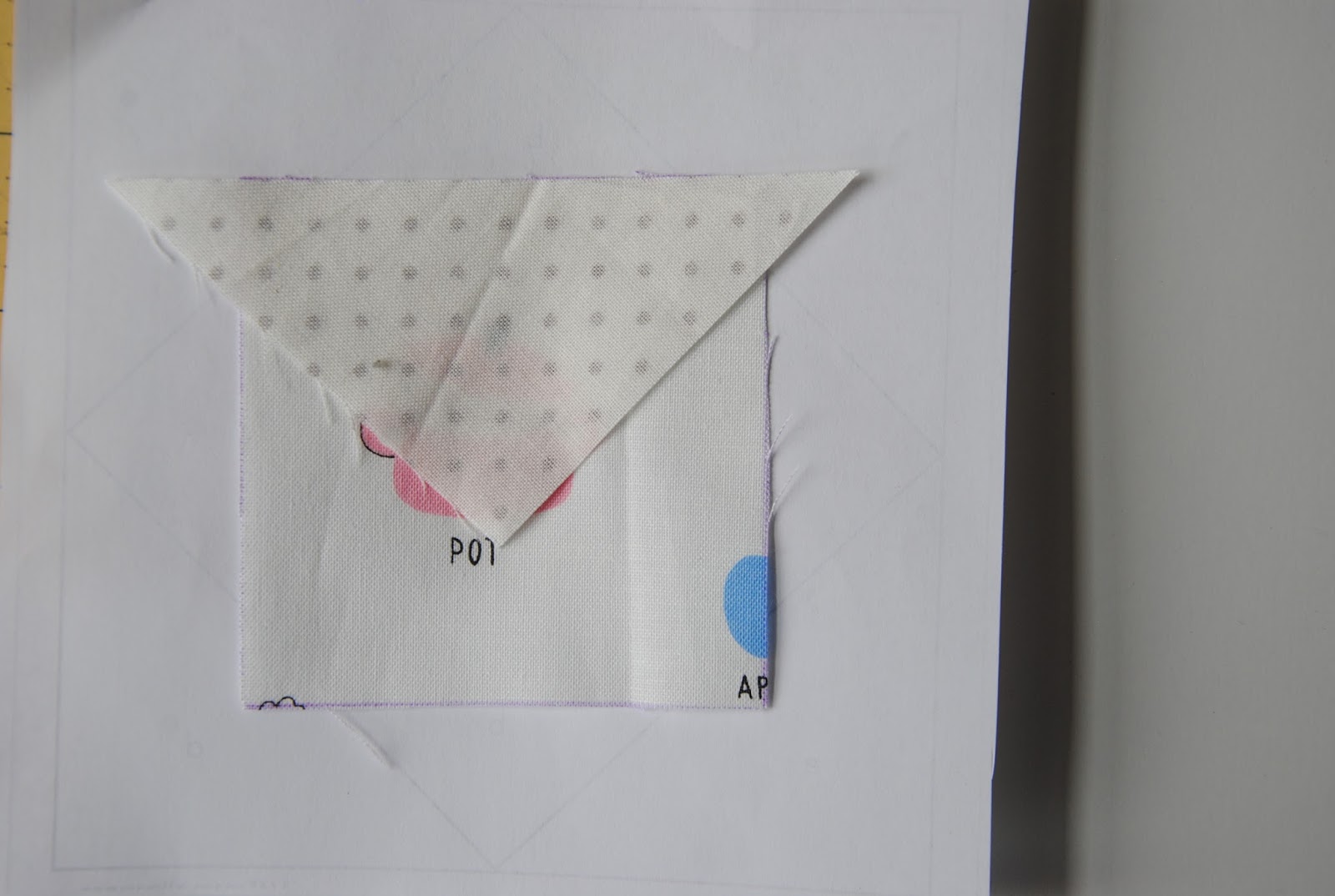 1/4" mark: squares in square block templates + tutorial