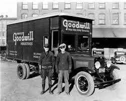 Mama Said Upcycle: Buying New-to-You Stuff: The Goodwill Checklist