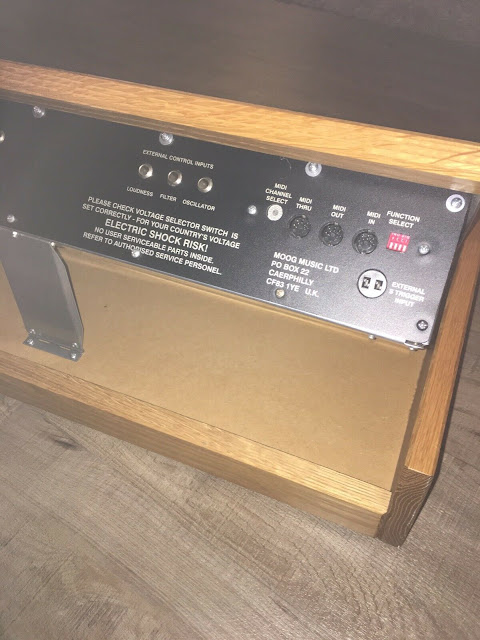 MATRIXSYNTH: The Rare Welsh Minimoog Model E Synthesizer