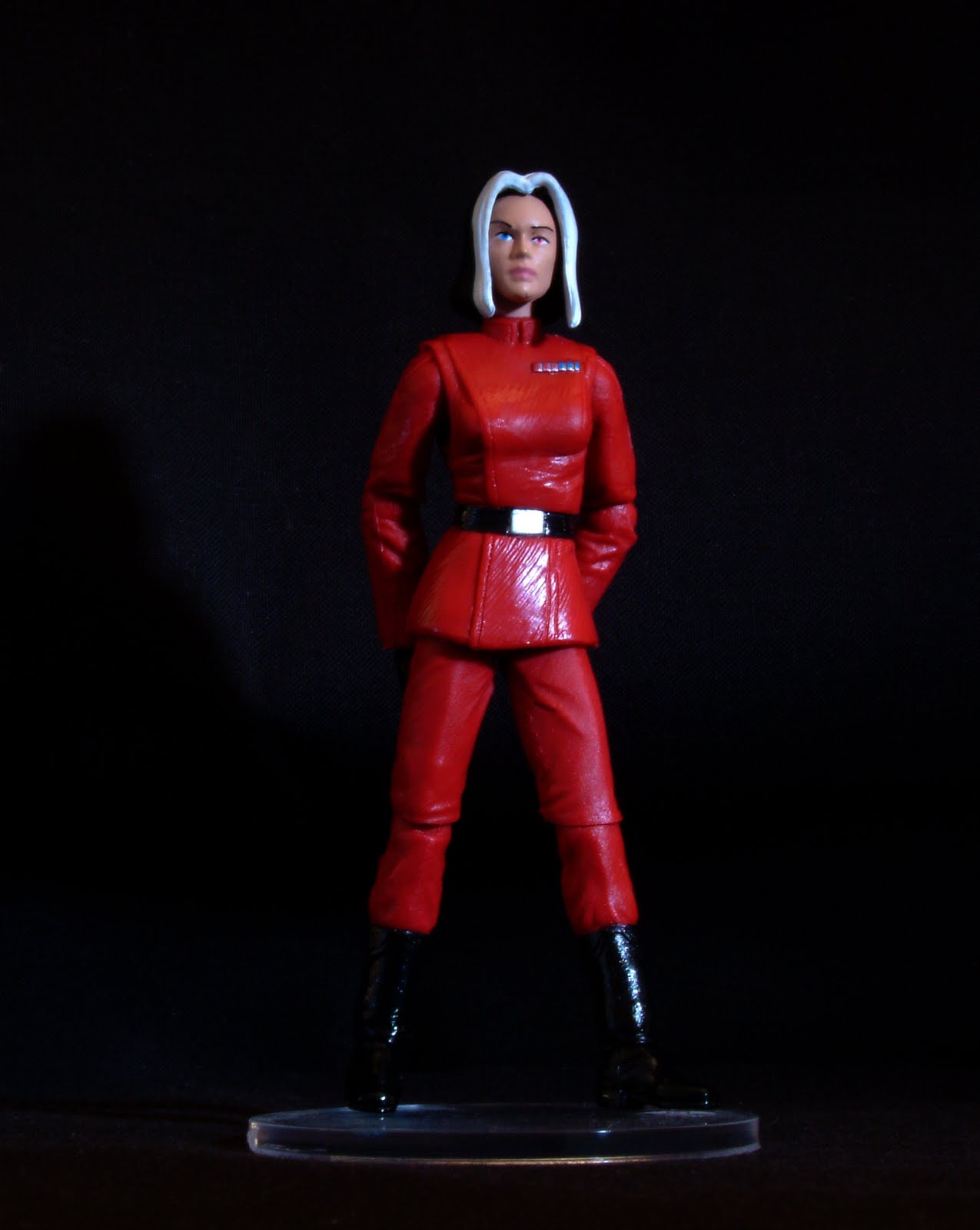Kisho Meteora, Star Wars Collector: Ysanne Isard Action Figure