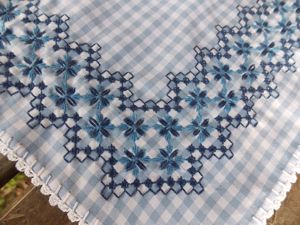 Mengenal Macam-Macam Sulaman - Neni Triani