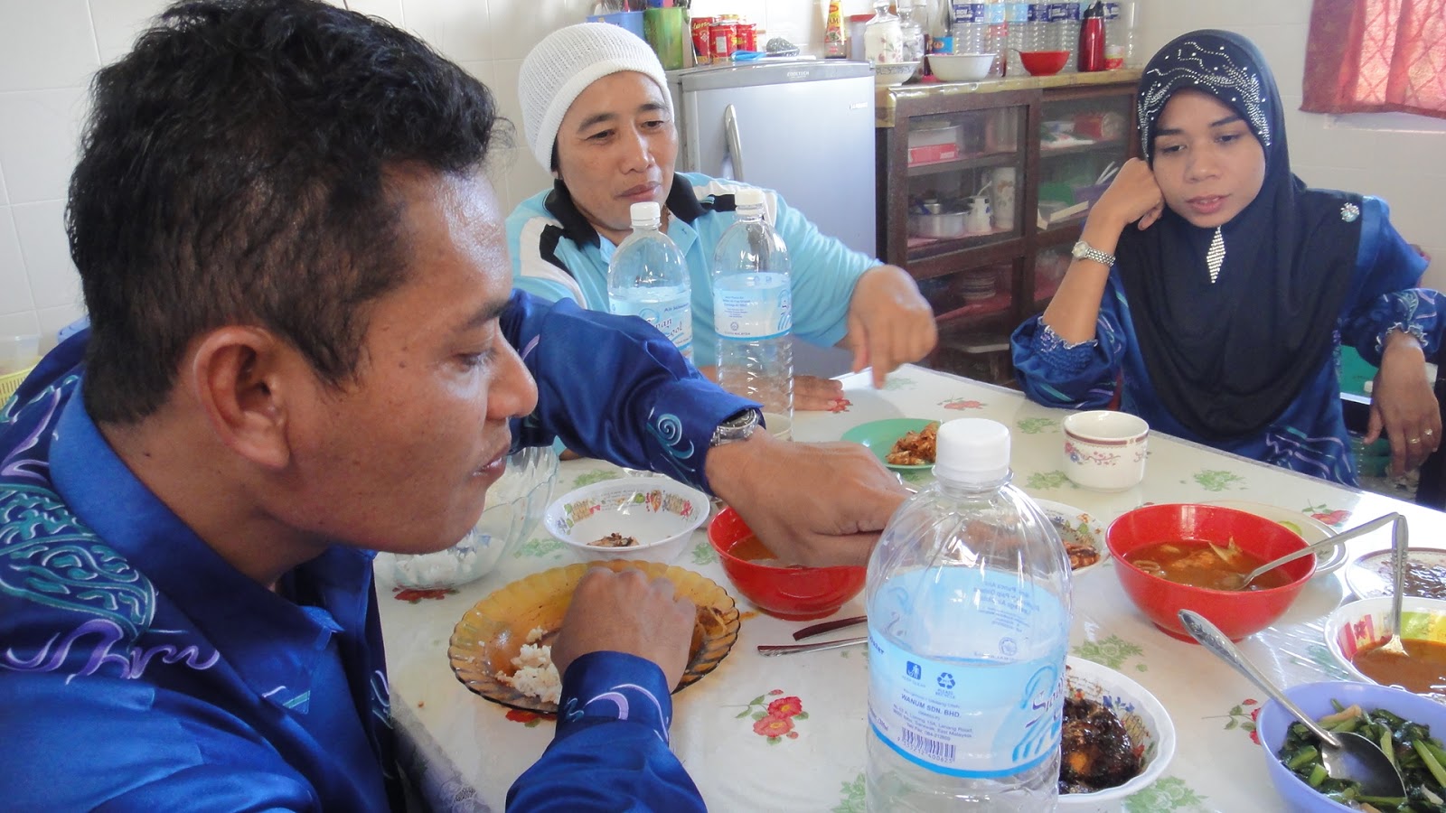 MY BLOG: 210.Sang Rangkak Di Batang Selumit..