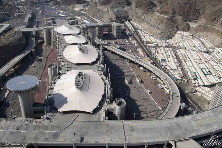 TEMPAT MELONTAR JUMRAH ~ KBIH WF