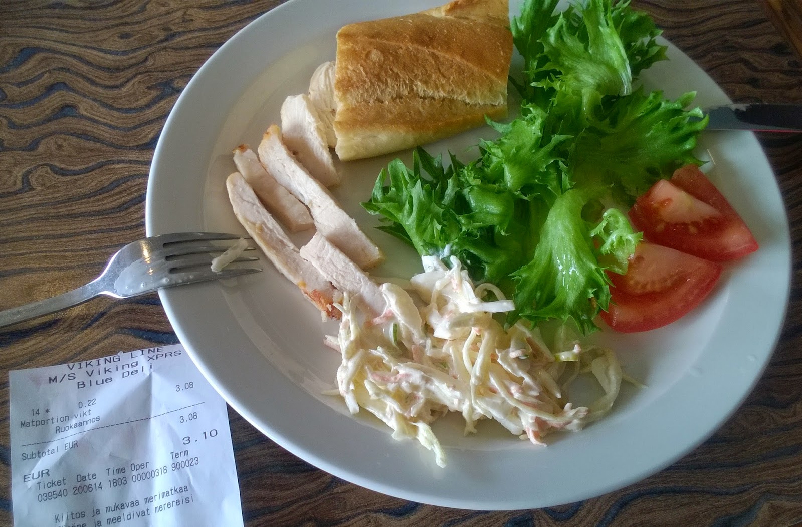 Ruokablogi: Viking XPRS: Salaatti buffet