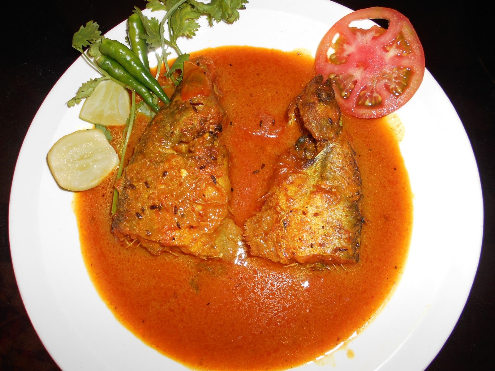 Paramita's Kitchen: Doi Pabda / Pabda Fish With Curd Or Yogurt Flavored ...