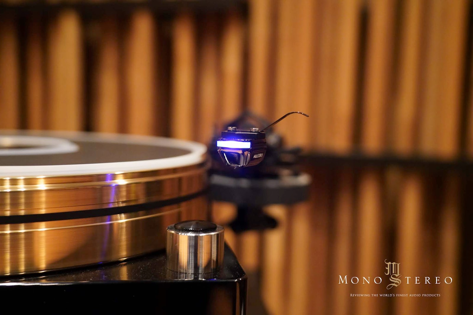 Japanese audio specialist company! – Ultimate High-Fidelity