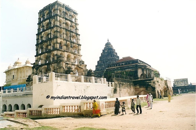 My India Travel: Serfoji Saraswathi Mahal Library, Thanjavur
