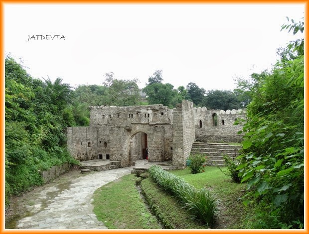 Travelogues in Hindi : Nagarkot/ Kangra Fort नगरकोट कांगड़ा दुर्ग किला