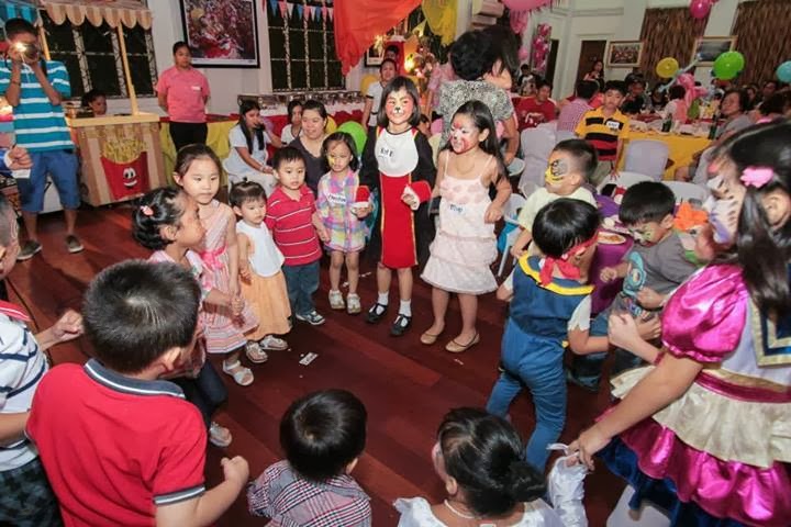 Renz Costumes: Spotted