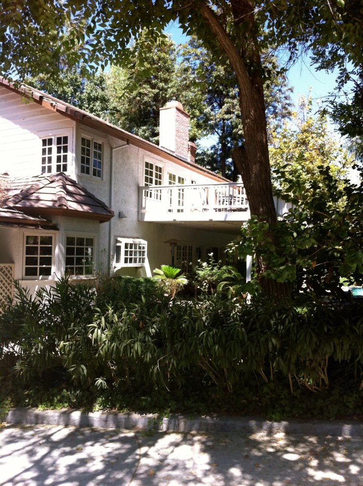 Tranquil Veranda Ranch: Back of House