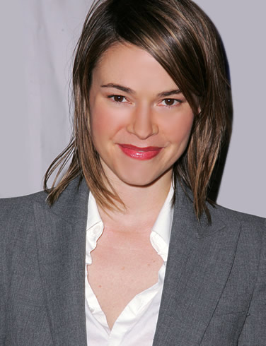 Claire Celebrity: Leisha Hailey