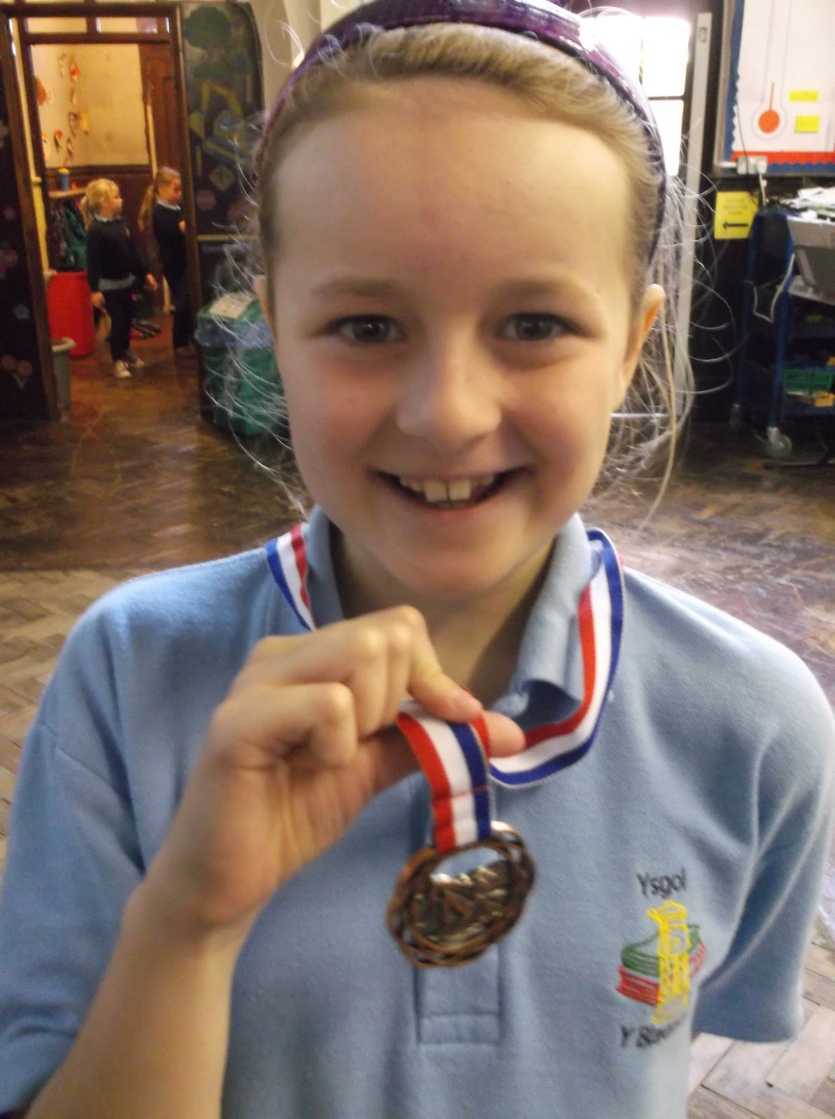 Glo Man: Ysgol y Blaenau