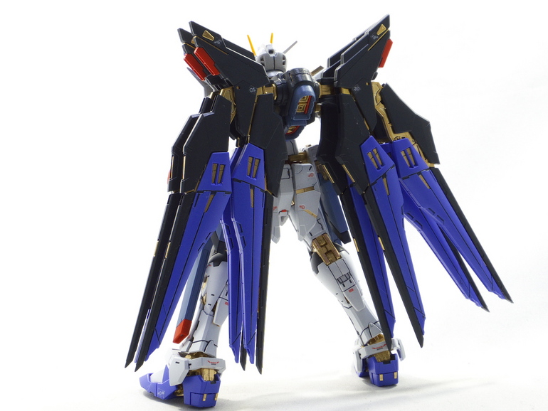Custom Build: RG 1/144 Strike Freedom Gundam