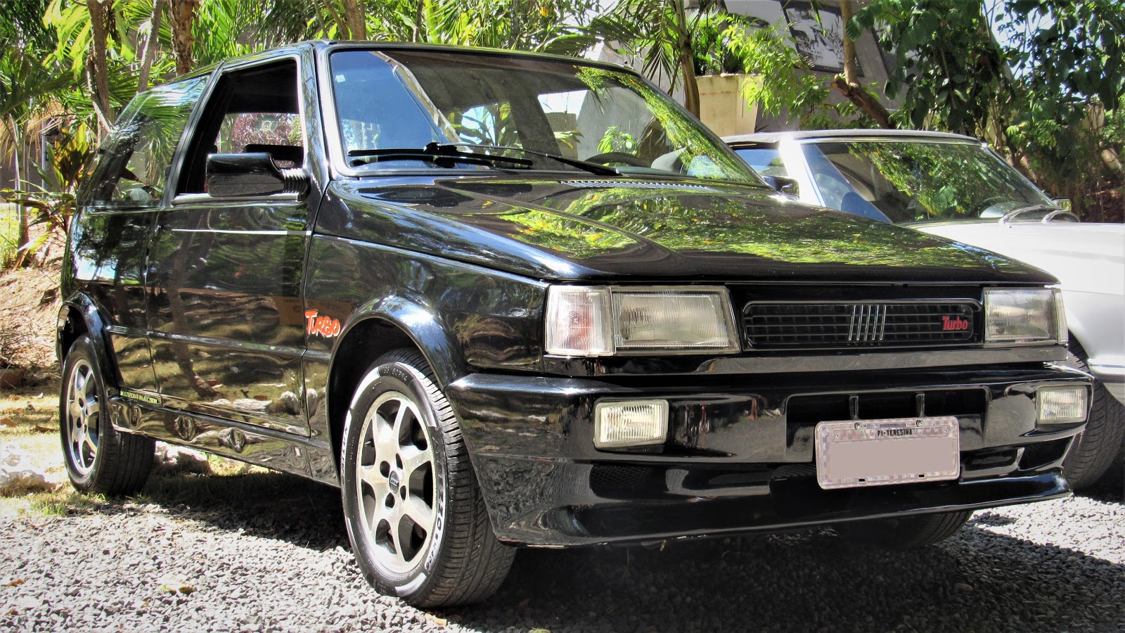 História do Fiat Uno Turbo - contada com três exemplares conservados!