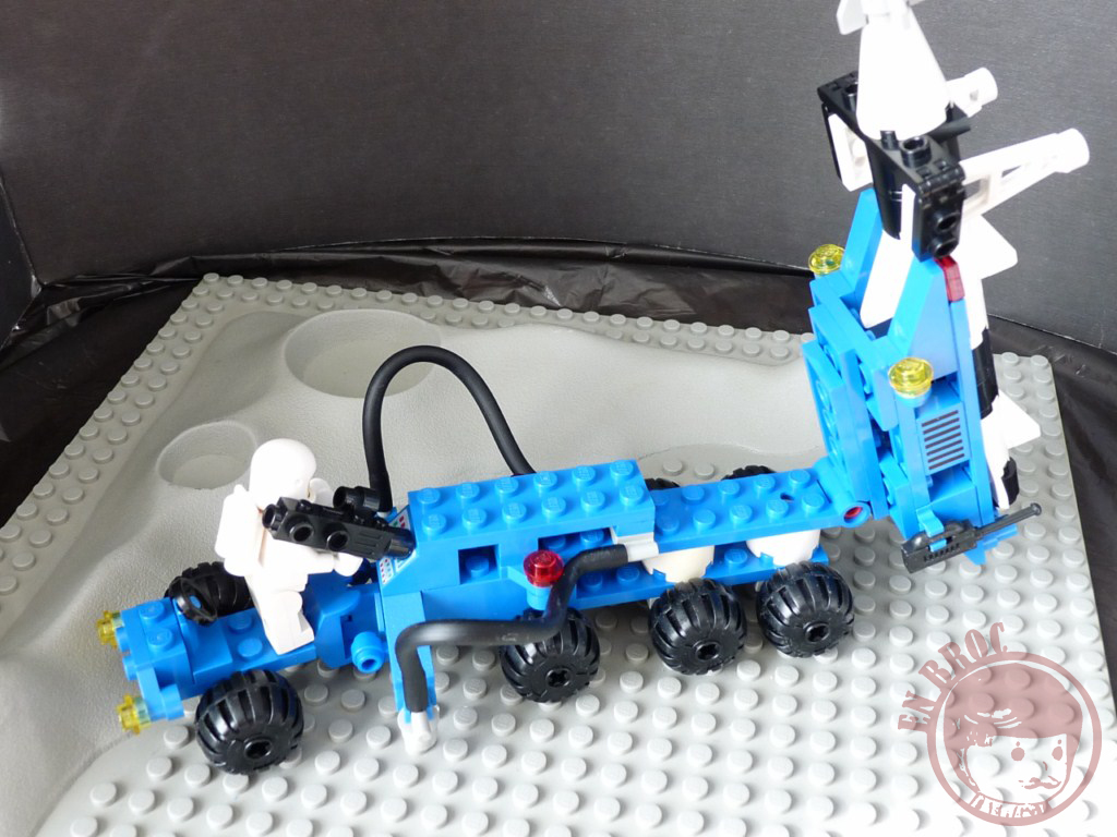 en-broc: Lego 6881 : Lunar Rocket Launcher, 1984