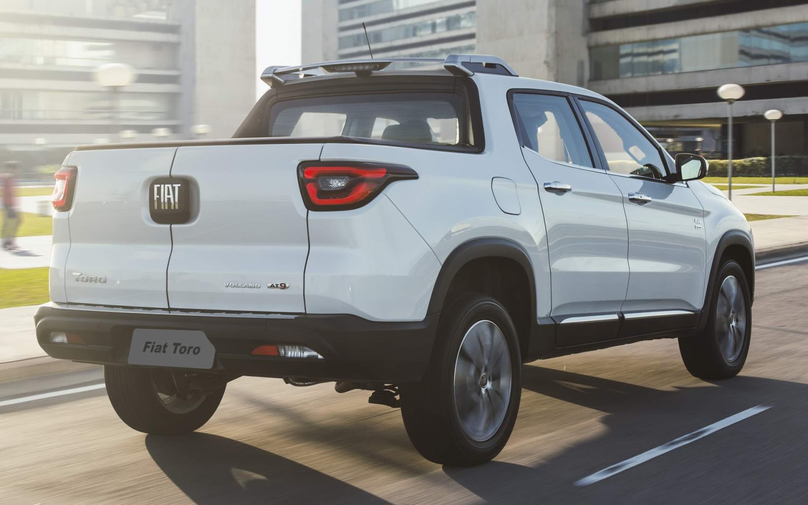 Fiat Toro Volcano 4x4 Diesel 2019: fotos, preços e consumo