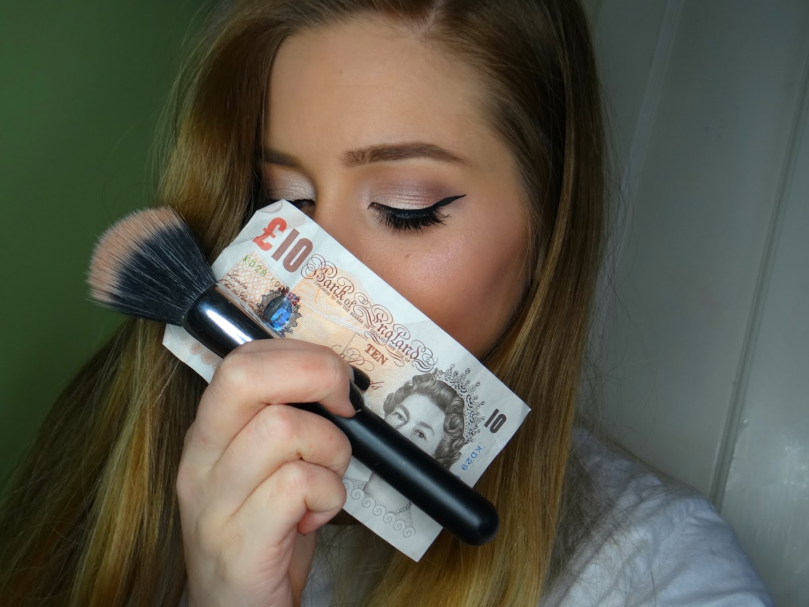 Forget Me Not Chloe: £10 Makeup Challenge!