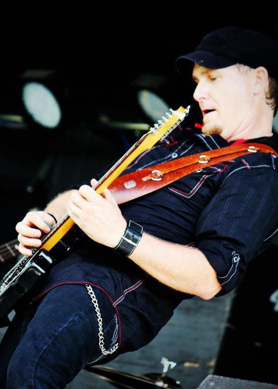 Skinny Devil Magazine: ''GUITAR GODS: Don ''Boone'' Hicks''