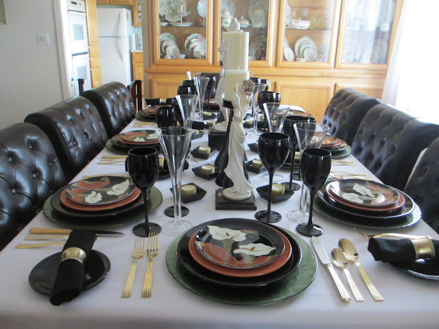 The Welcomed Guest: Calla Lily Tablescape