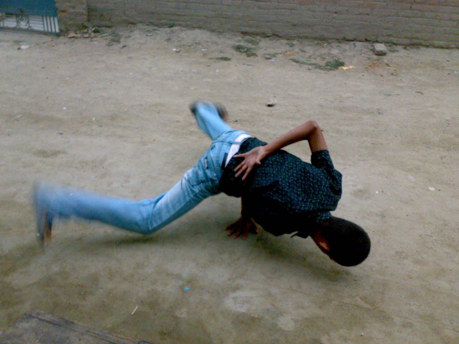 B Boying Step For Beginner/ B Boying Tutorials /How to Do B Boying/: b ...