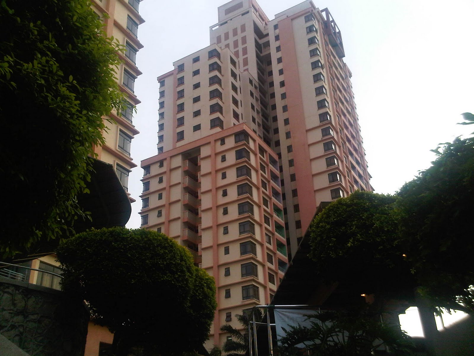 DESTINASI CHINTA: Swimming Lesson at Sun-U Residence