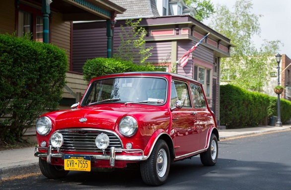 MUSCLE CAR COLLECTION : BMC Mini Cooper Classic Car History