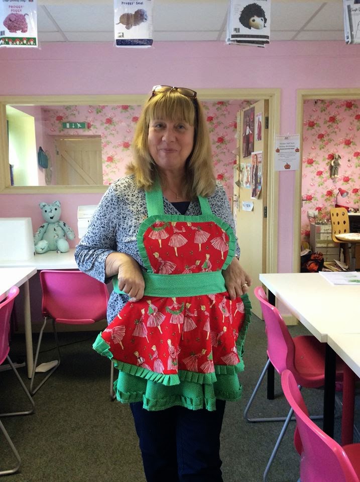 Sew What? by Debbie Shore: A few pictures from my frilly pinny workshop