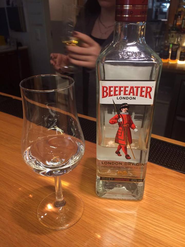 Juomien myynti ja tarjoilu: Viinat