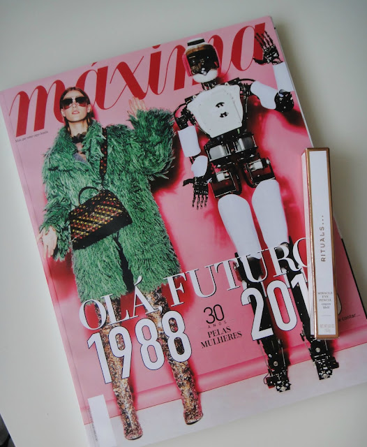 Revista Máxima Outubro - 30 Anos + Brinde Rituals!!! - Must Be...Pink!