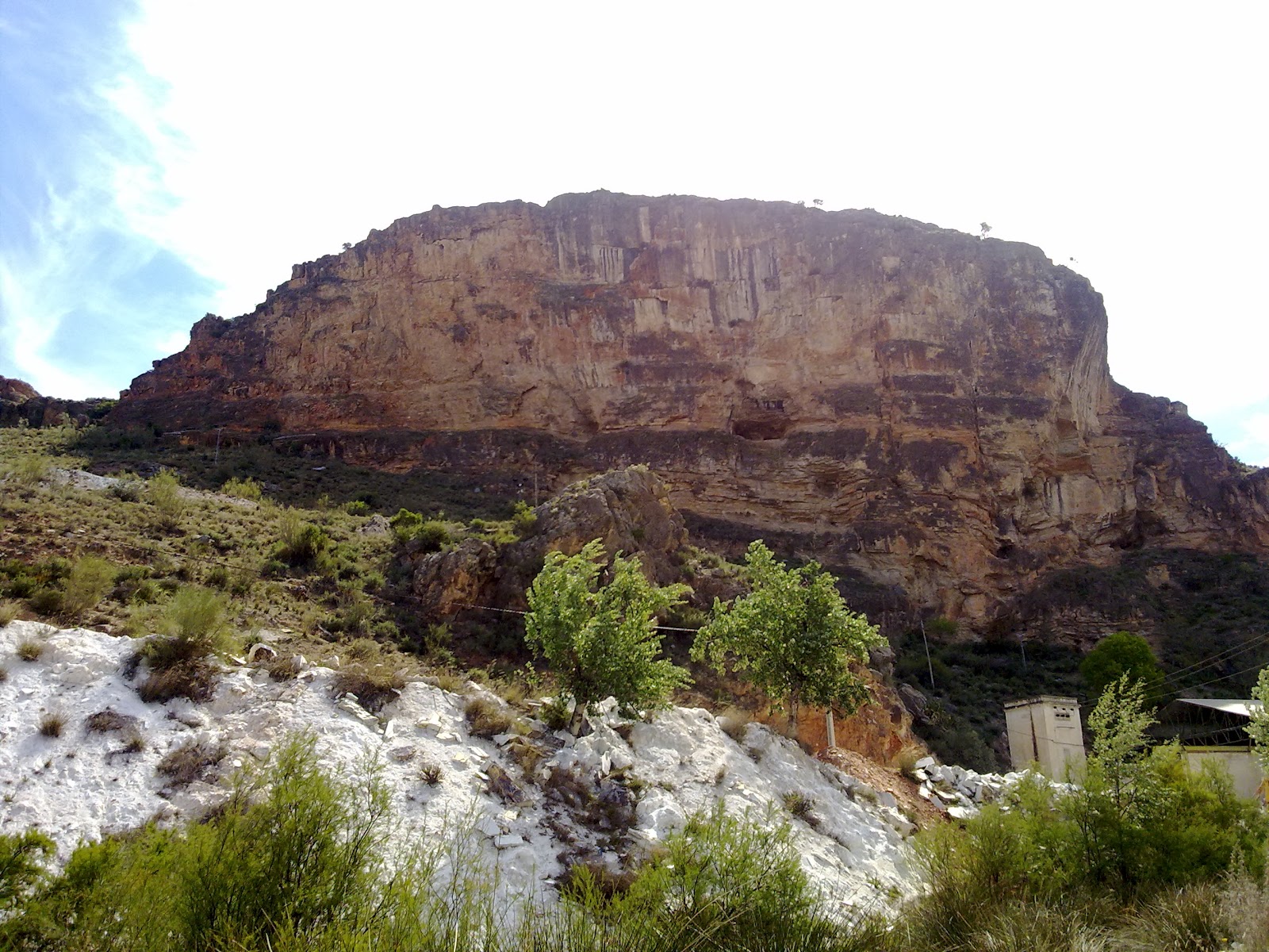 Club de Montaña Almeria Ocio Aventura: ESCALADA EN OLULA DEL RIO