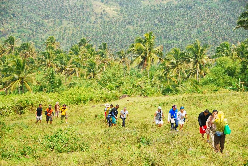 LEXICAL CROWN: MOUNT MALINDIG CLIMB