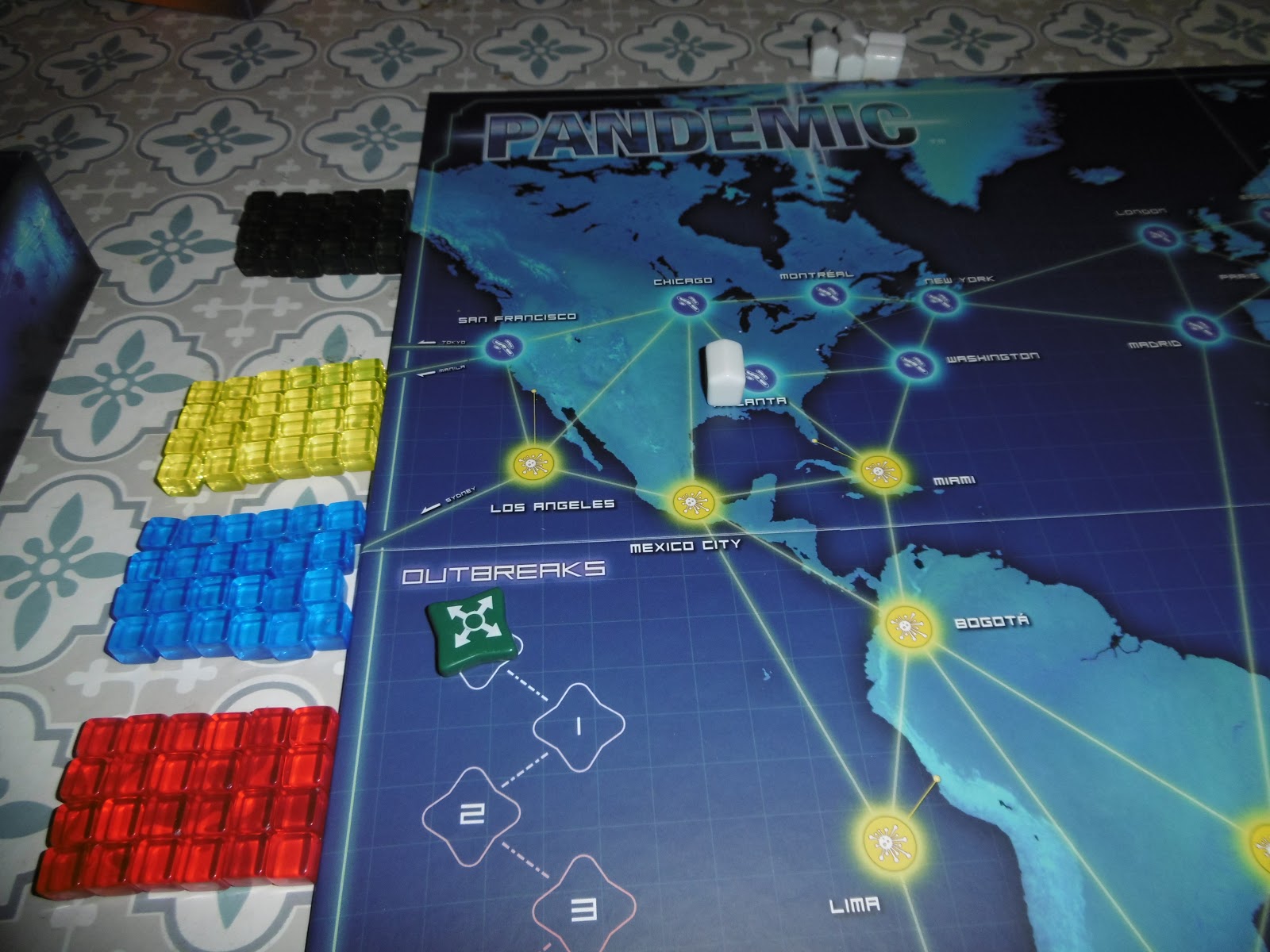 Madhouse Family Reviews: Board game review : Pandemic
