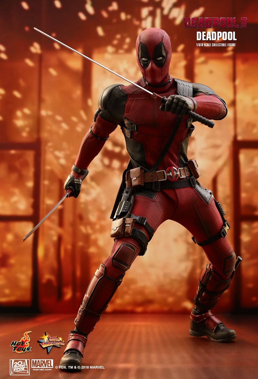 toyhaven: Preview Pics of Hot Toys MMS490 Deadpool 2 1/6th scale ...