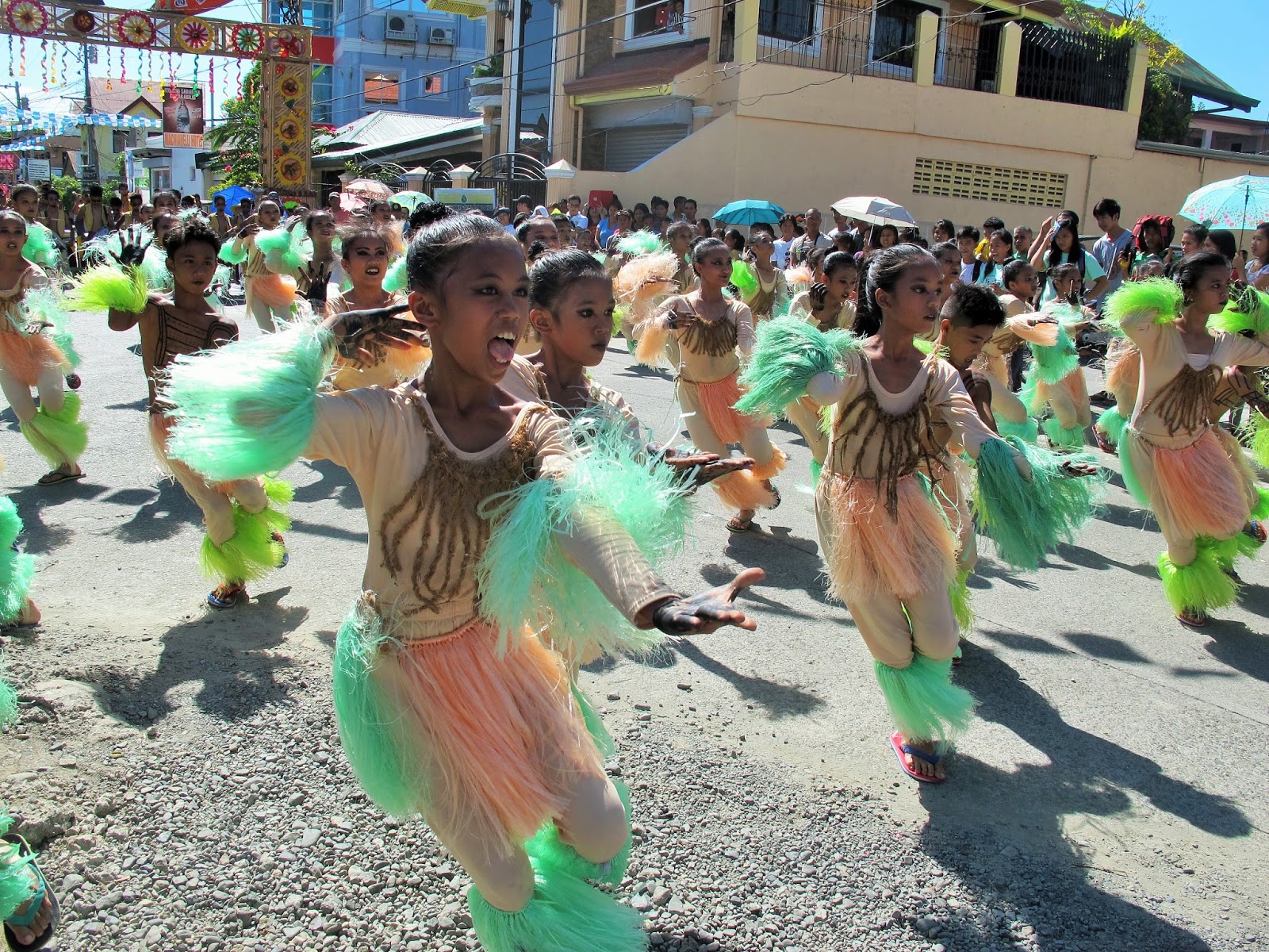 Gridcrosser: Baile, Baler! Aurora Capital Celebrates Coco-Sabutan Festival