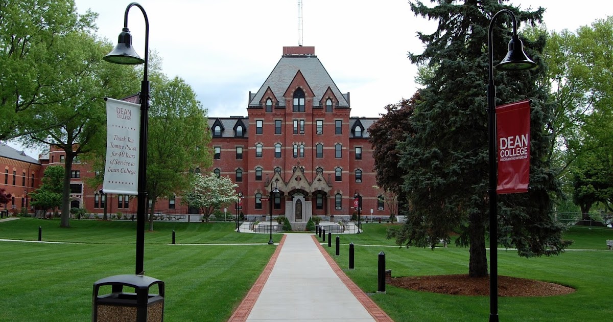 Franklin Matters: Dean College Bulldog Baseball - April Baseball Clinic