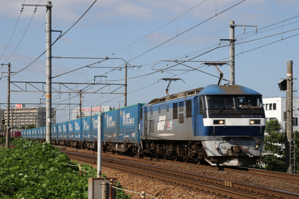 線路際の小さな幸せ: 8056レ EF210-114 54 BIG ECO LINER 31