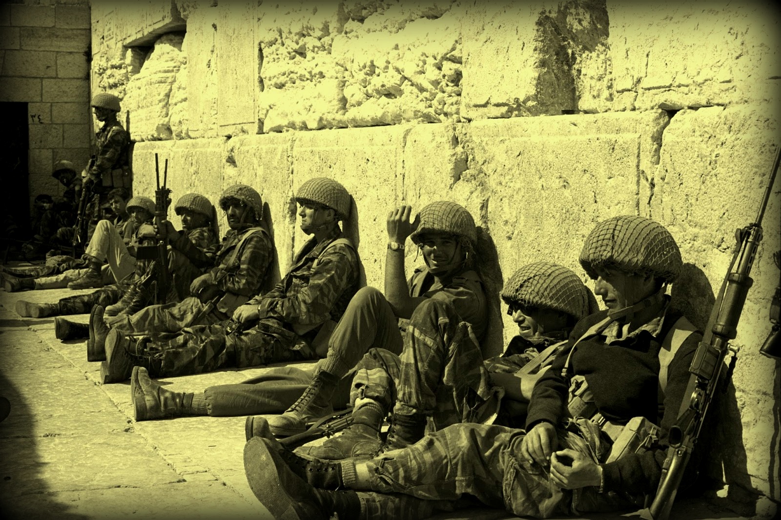 ΙΣΤΟΡΙΑ ΕΛΛΗΝΙΚΗ ΚΑΙ ΠΑΓΚΟΣΜΙΑ : Ο ΠΟΛΕΜΟΣ ΤΩΝ 6 ΗΜΕΡΩΝ (1967)