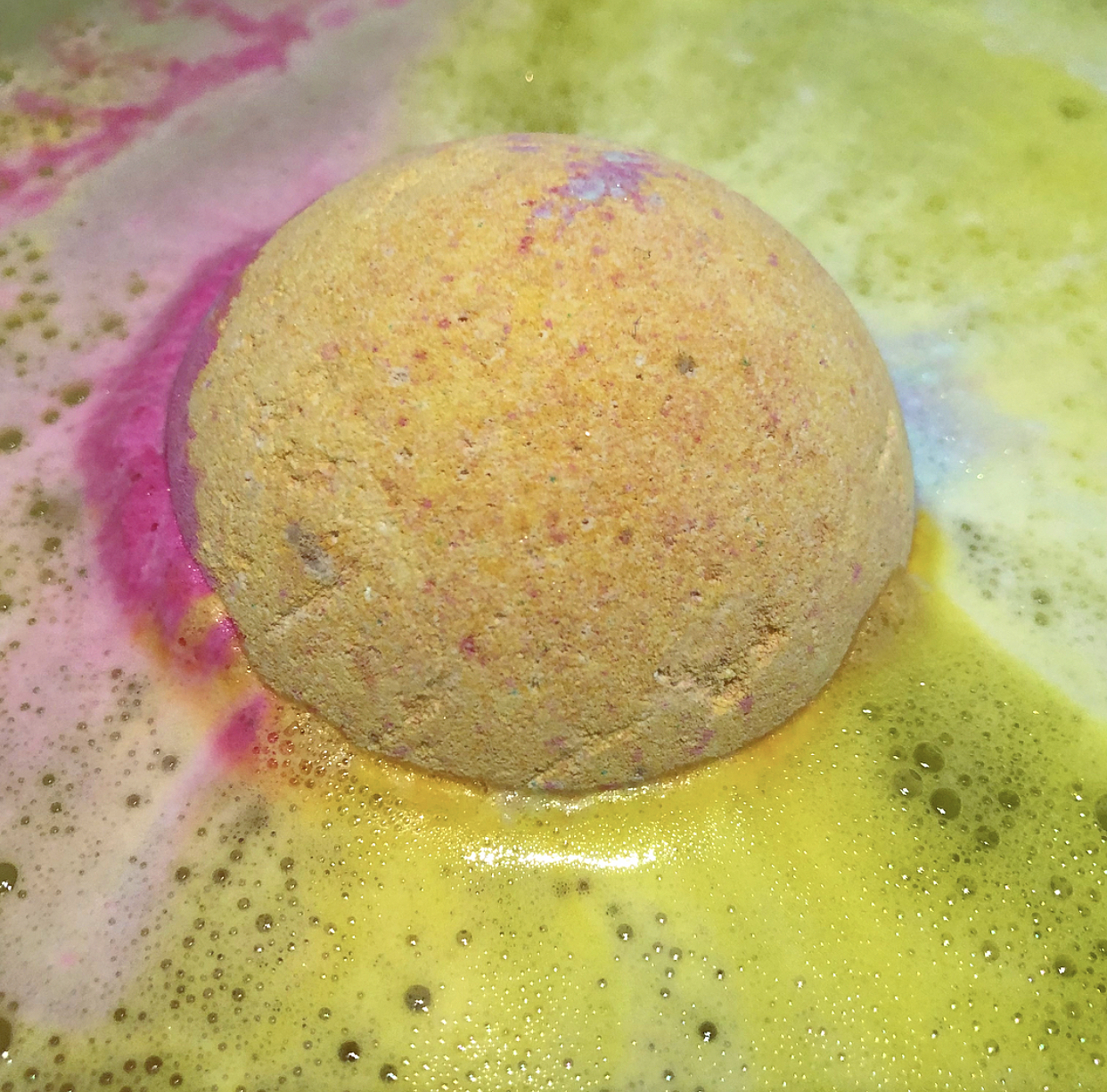 All Things Lush UK: Harajuku Bath Bomb