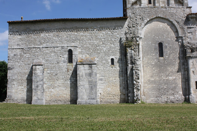 Atlas roman: Conzac - Eglise Saint-Jacques (16)