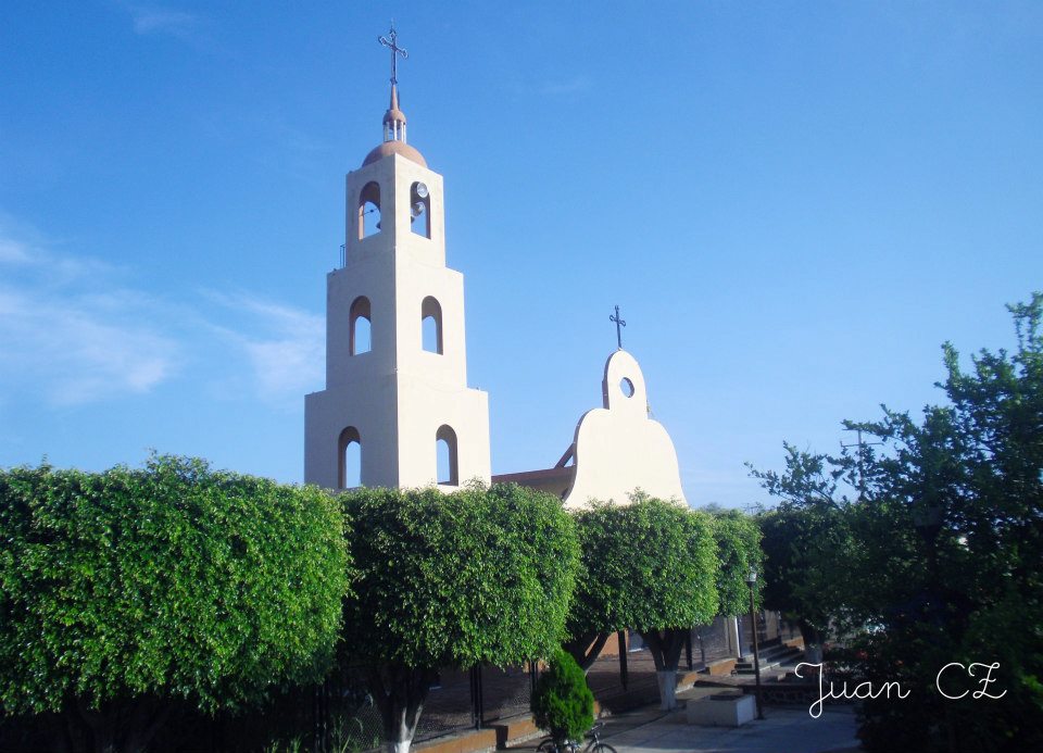 Jaime Ramos Méndez: Capilla de San Martín en Chavinda, Michoacán ...