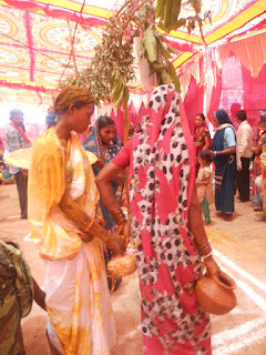 GONDMAHASABHA: GOND SAMAJ ME SAMUHIK SAMAJIK VIVAH